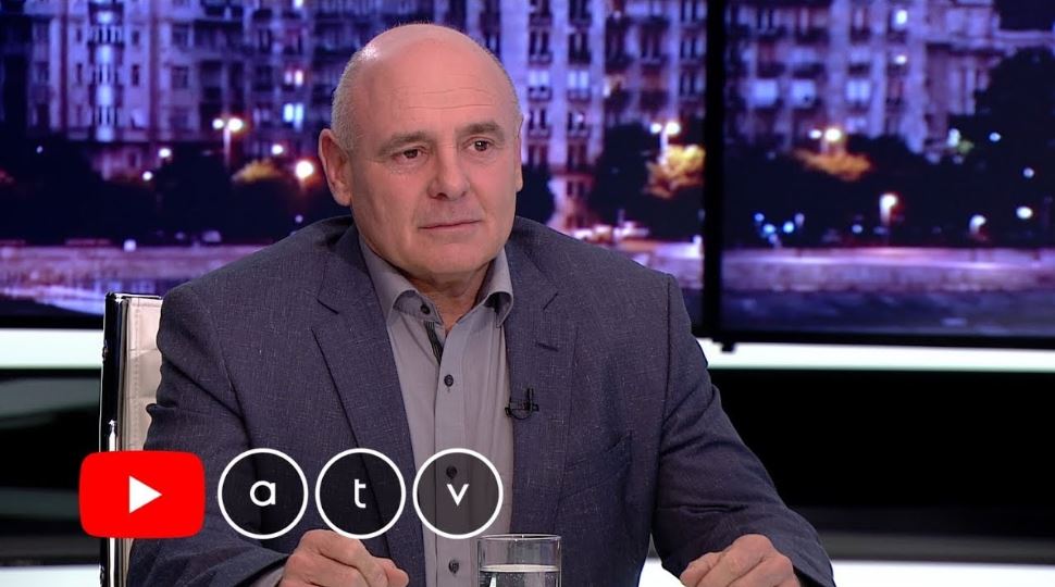 Rónai Egon élő műsorban állt bele a Magyar Nemzetbe: "mégis honnan ...