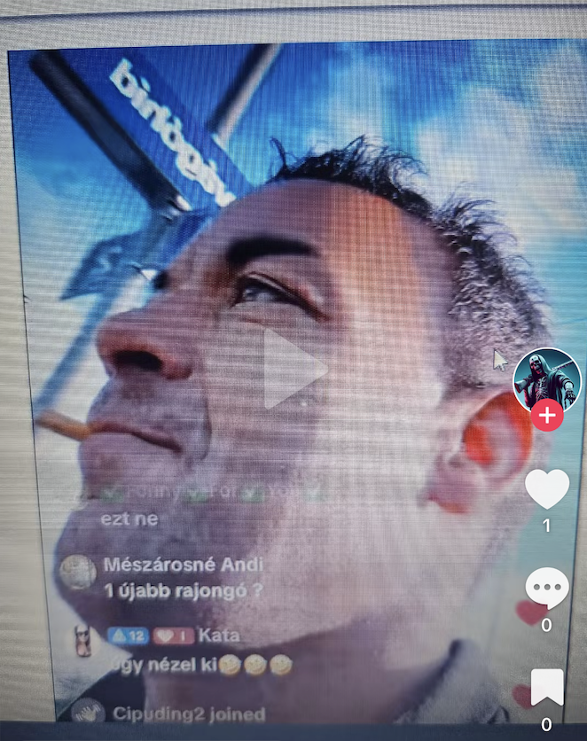 Sokk a TikTok-on: Élő adás közben rabolták ki Kaffka Mercit ...